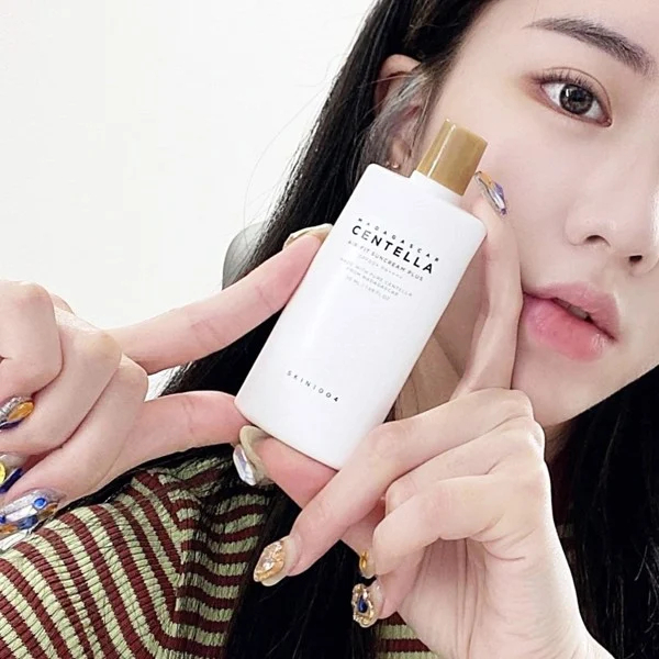 [DALE HOT] Kem Chống Nắng Centella Skin1004 SPF50+ PA++++